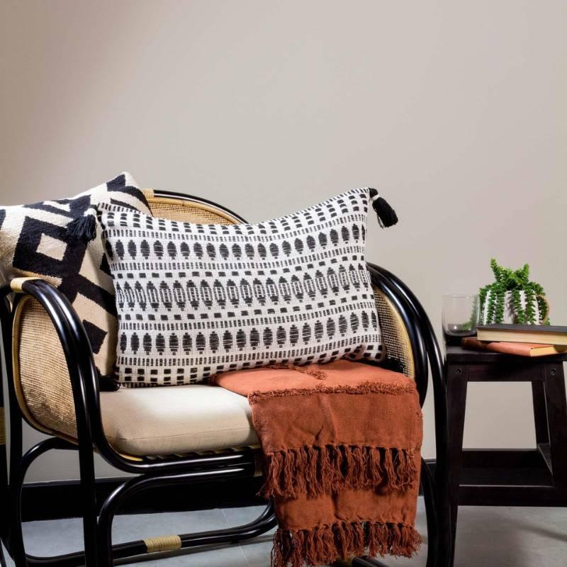 Discover Filled Cushions for Ultimate Relaxation – Ideal Textiles